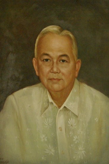 Sen. Jose C. Locsin Ancestral House, Silay City - ExperienceNegros